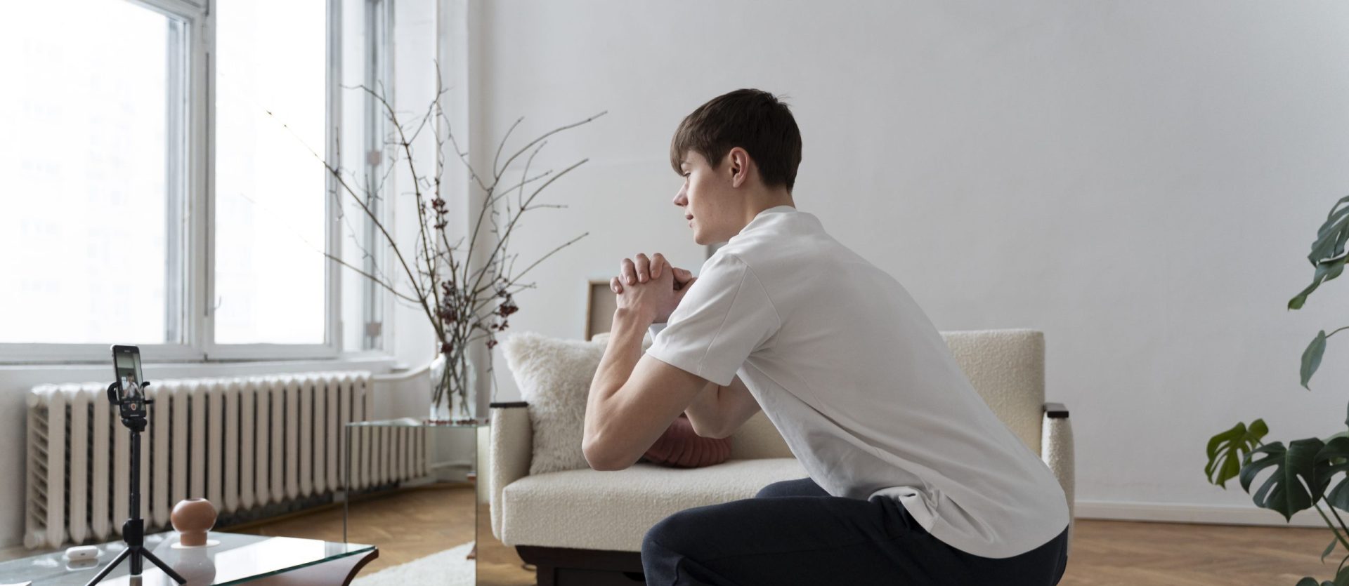 Pros & Cons of Distance Physiotherapy | TrakPhysio